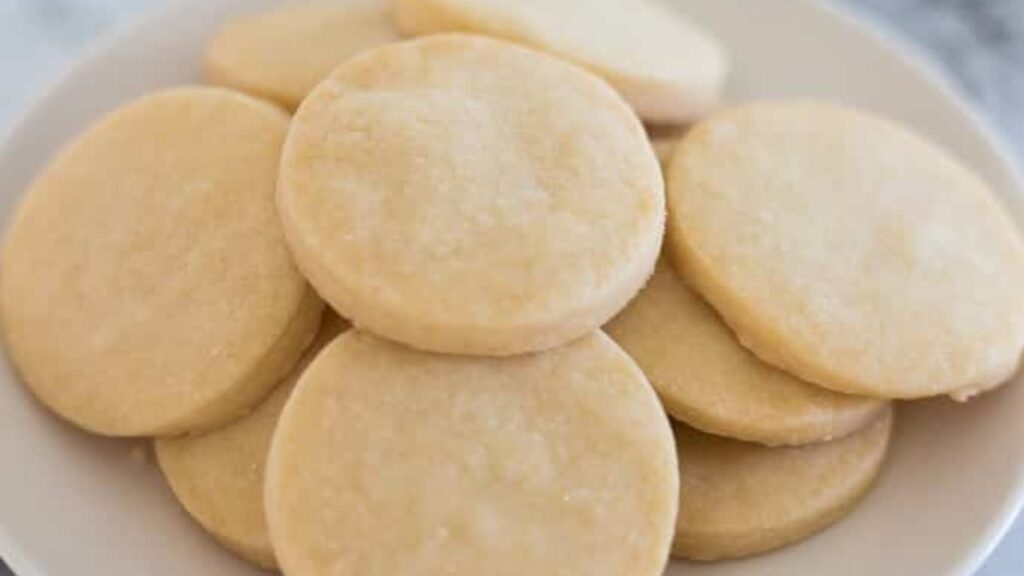 Receita de Biscoito Amanteigado Caseiro: Delicadeza Crocante para Todas ...